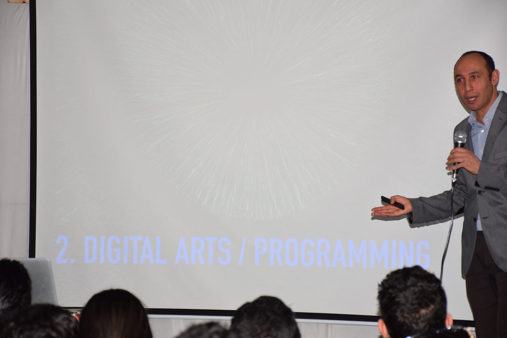 Esprit School of Business - Conférence de M. Anas Ghrab