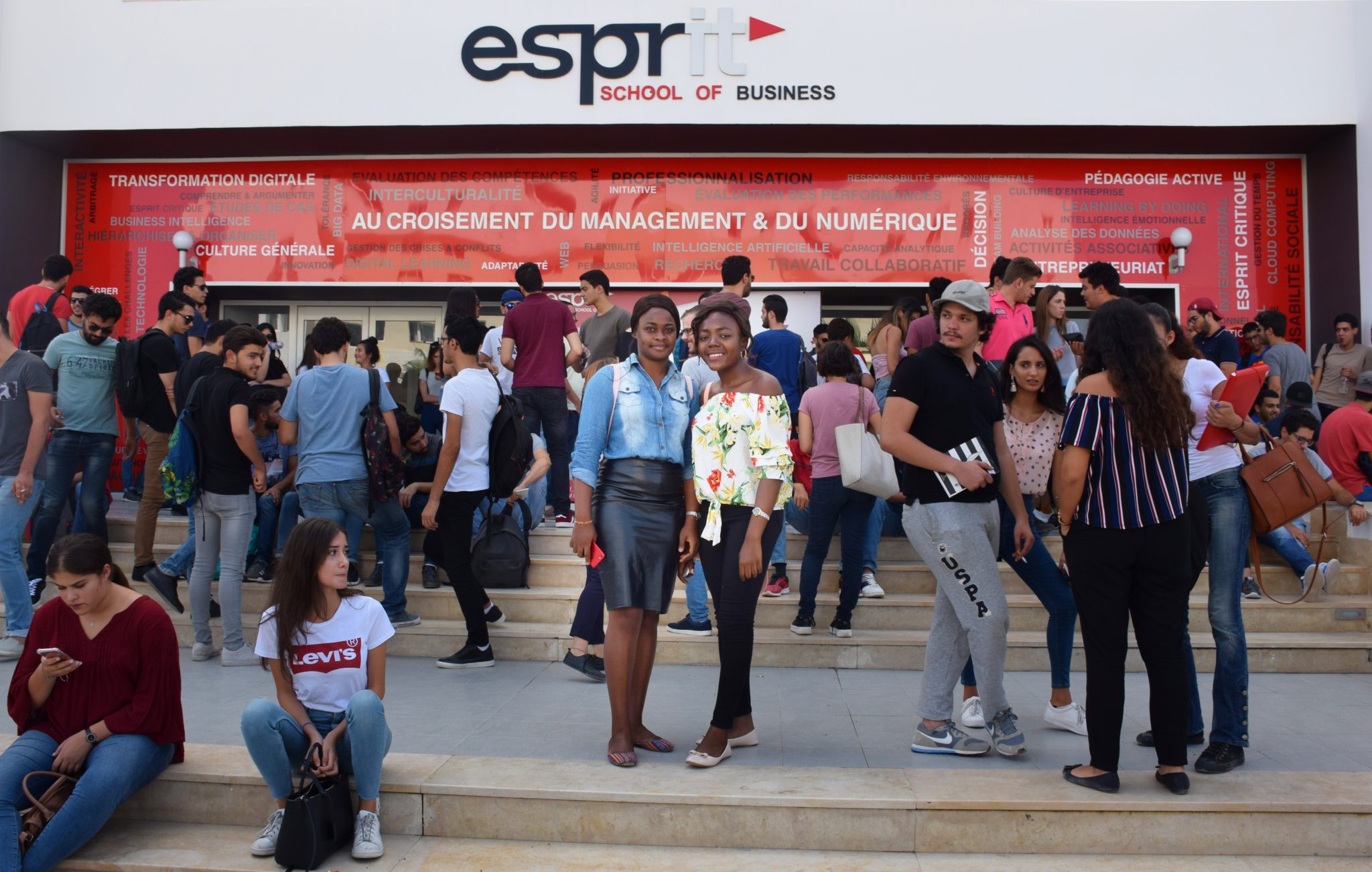 Esprit School of Business - ESATIC