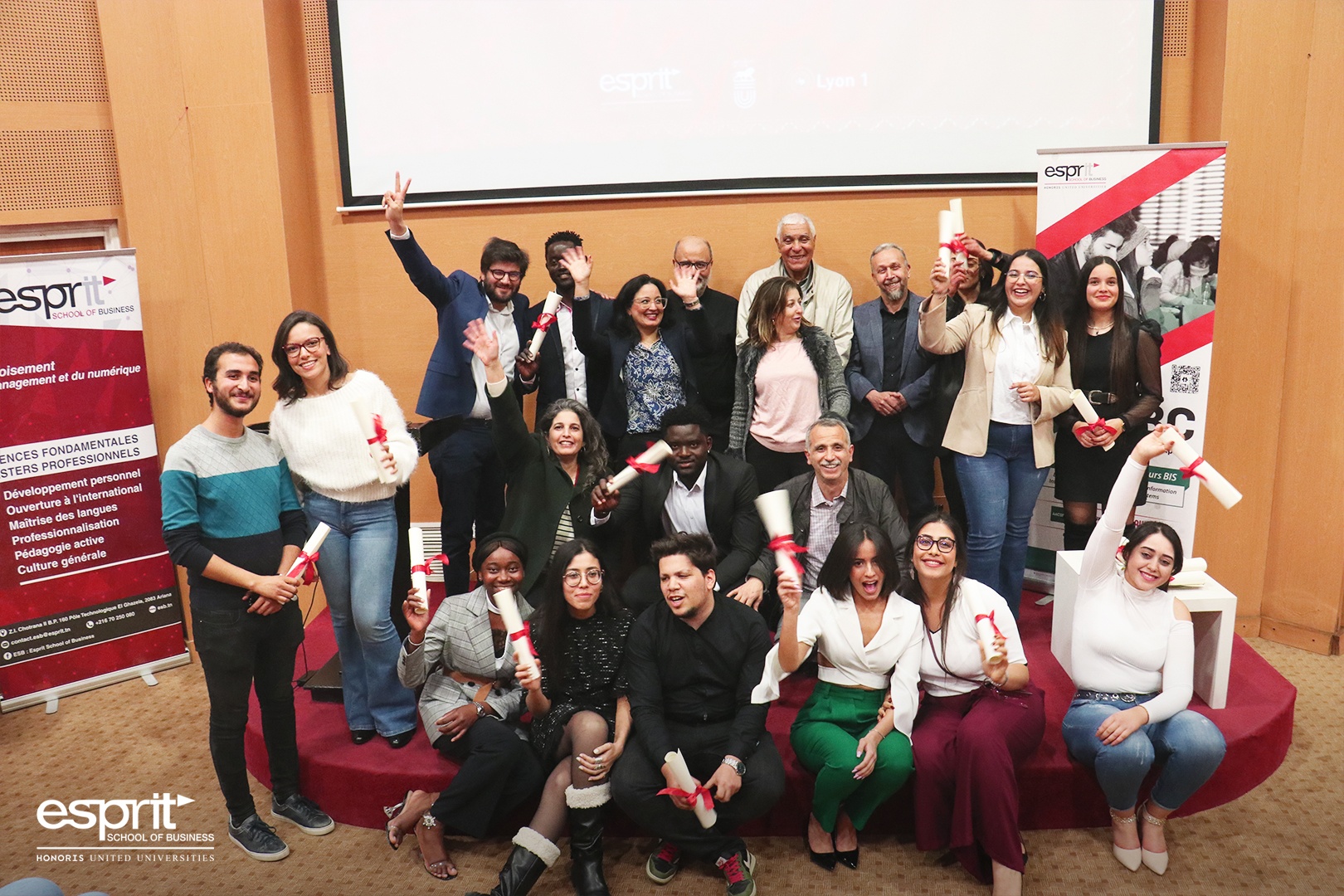 Esprit School of Business - Les étudiants en Business Computing ...