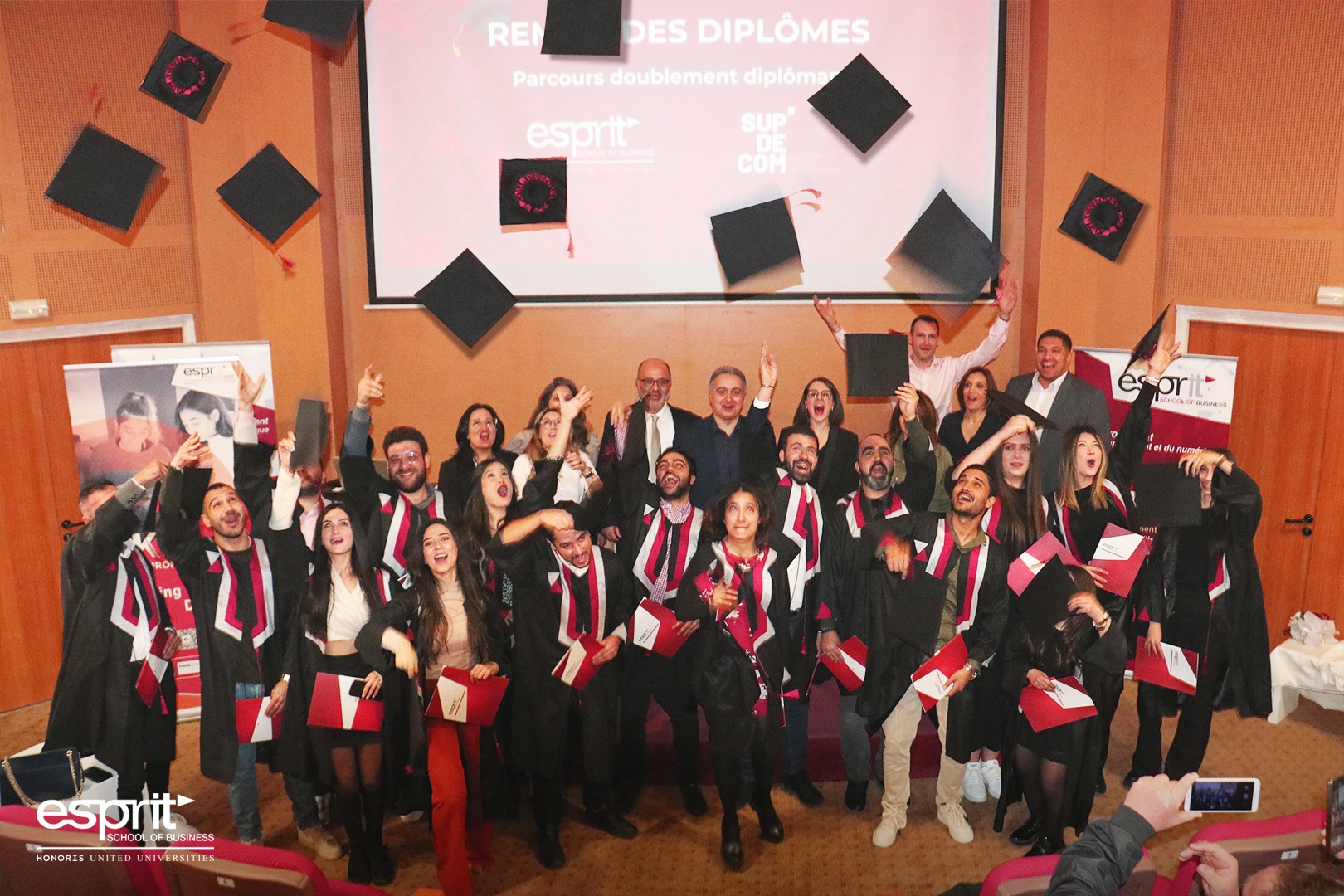 Esprit School of Business - Cérémonie de remise de diplômes : célébration de la réussite de nos ...