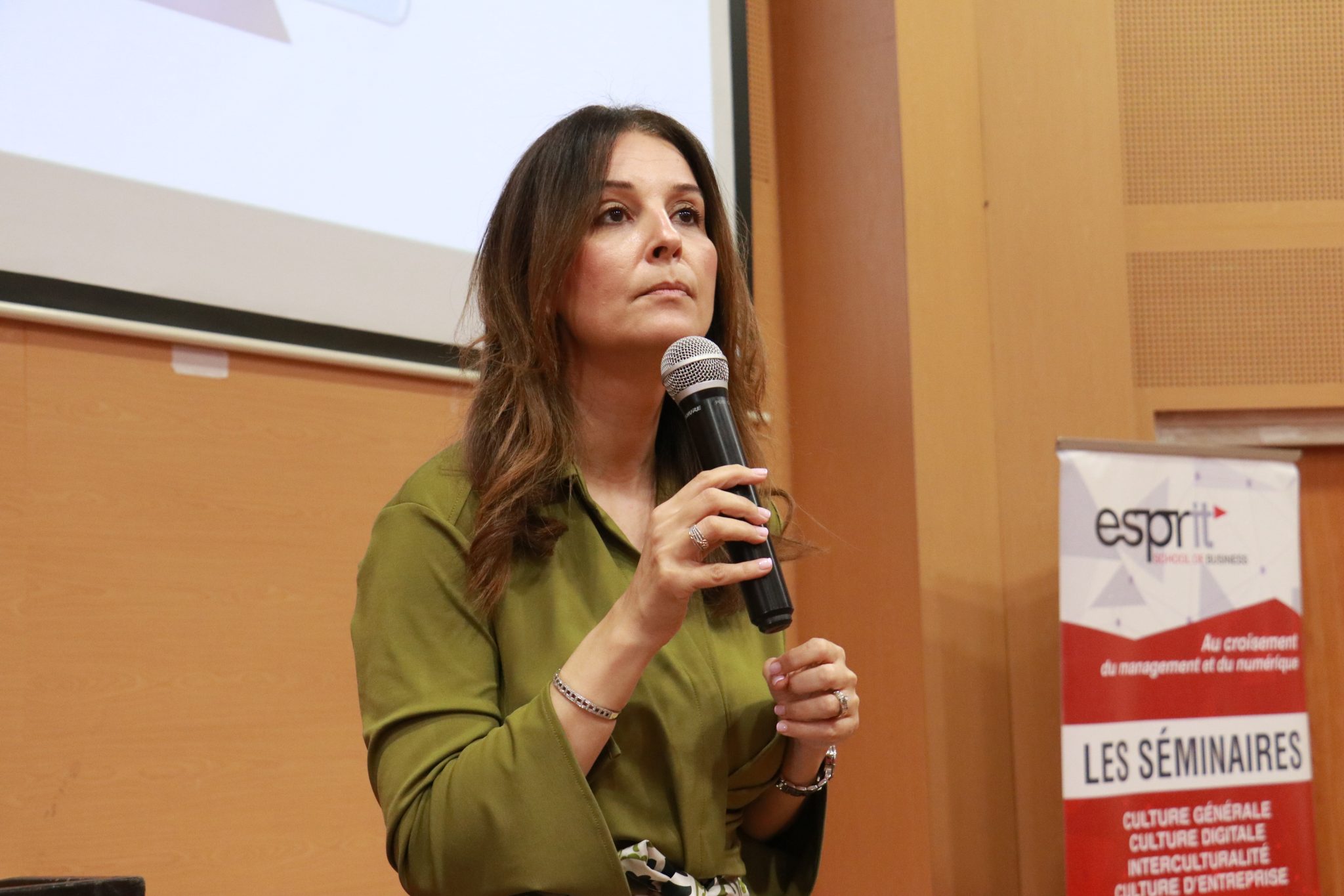 Esprit School of Business - Conférence de Mme Ines Khemakhem