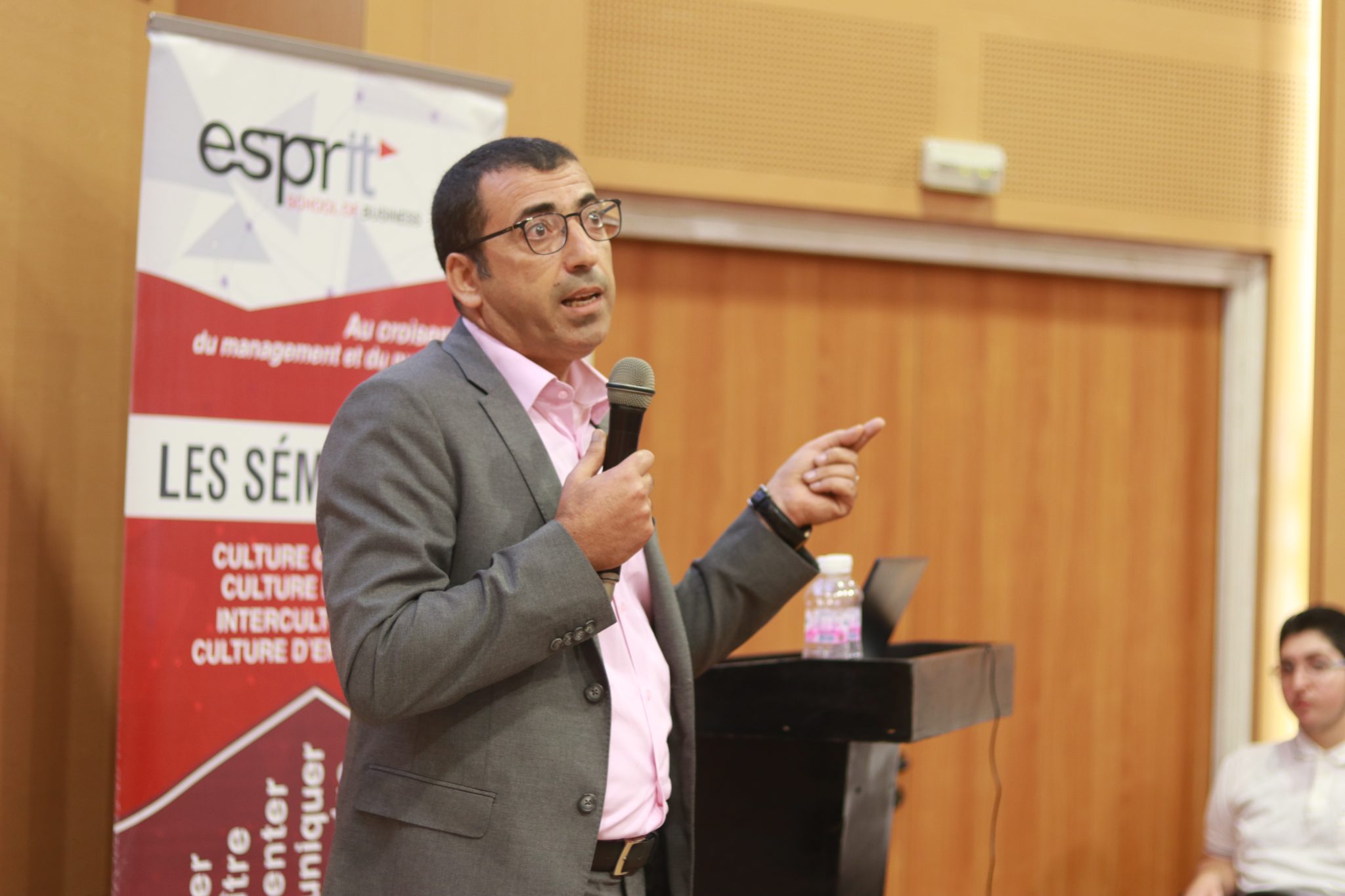 Esprit School of Business - Conférence de M. Lassaad Bouattour