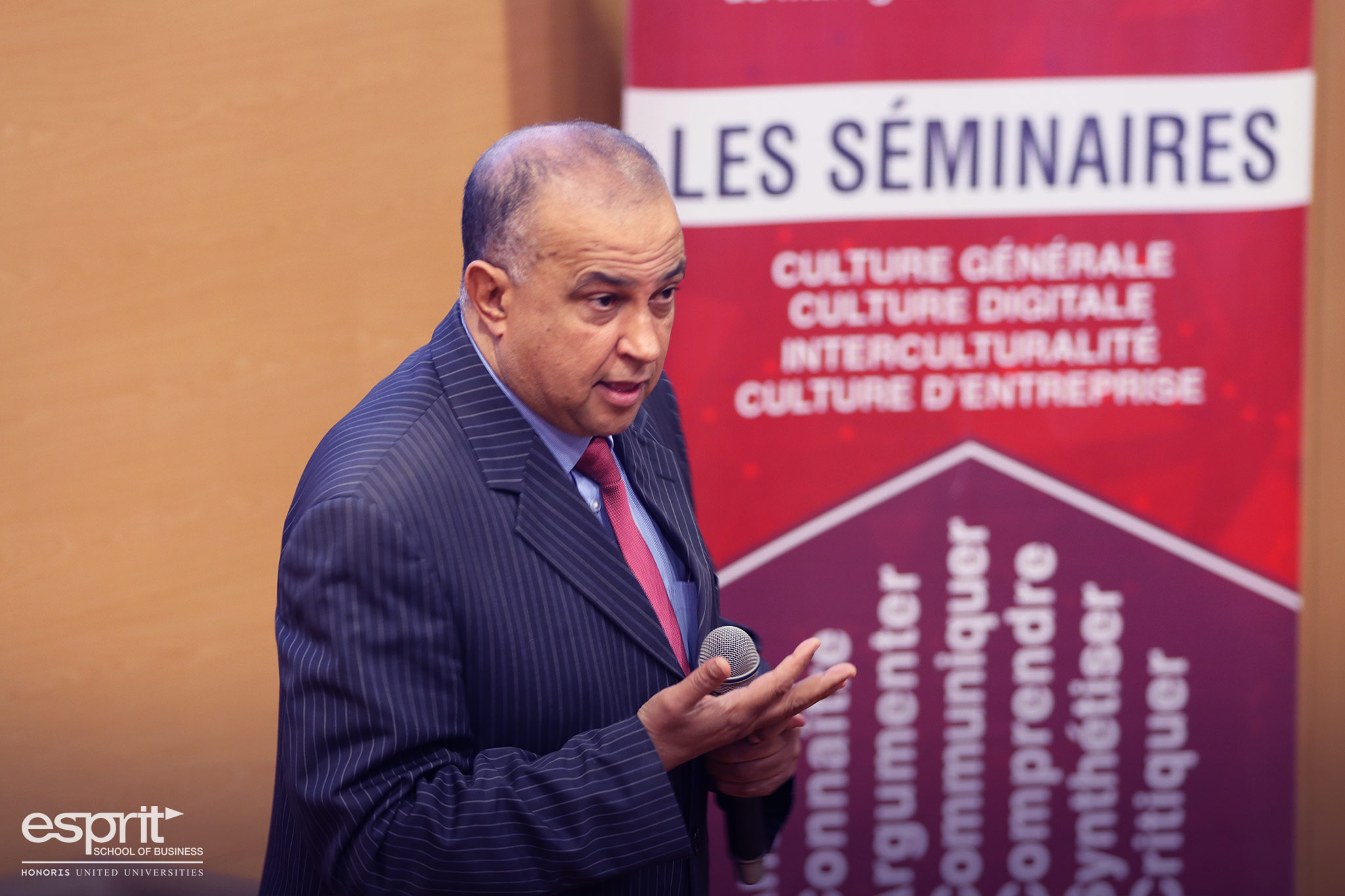 Esprit School of Business - Conférence de M. Zouhier Touiti